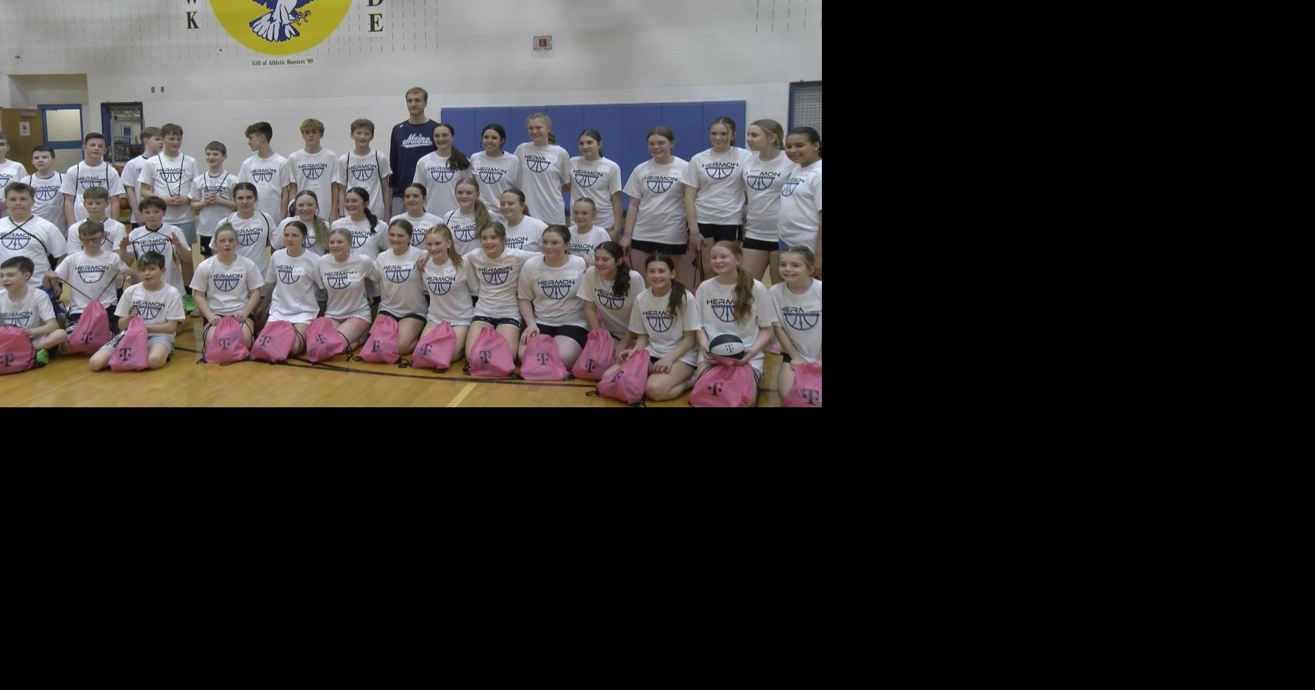 Ace Flagg surprises youth basketball players in Hermon | Bangor Local ...