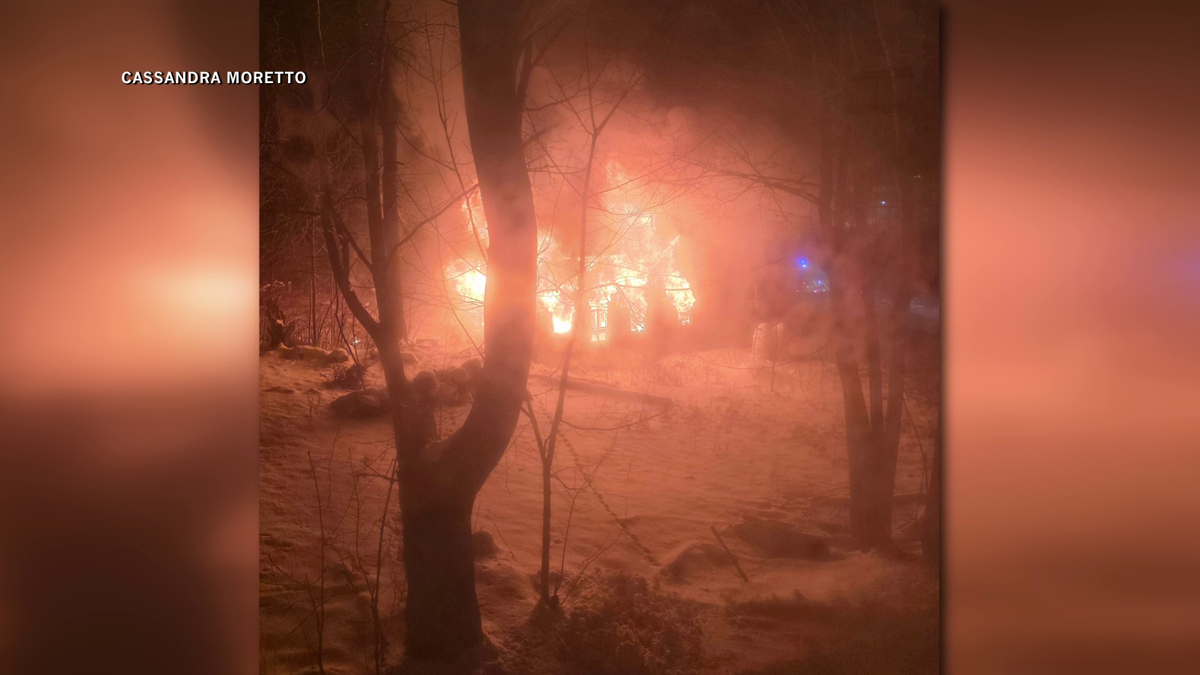 Vacant house destroyed by fire in Ellsworth | News | foxbangor.com