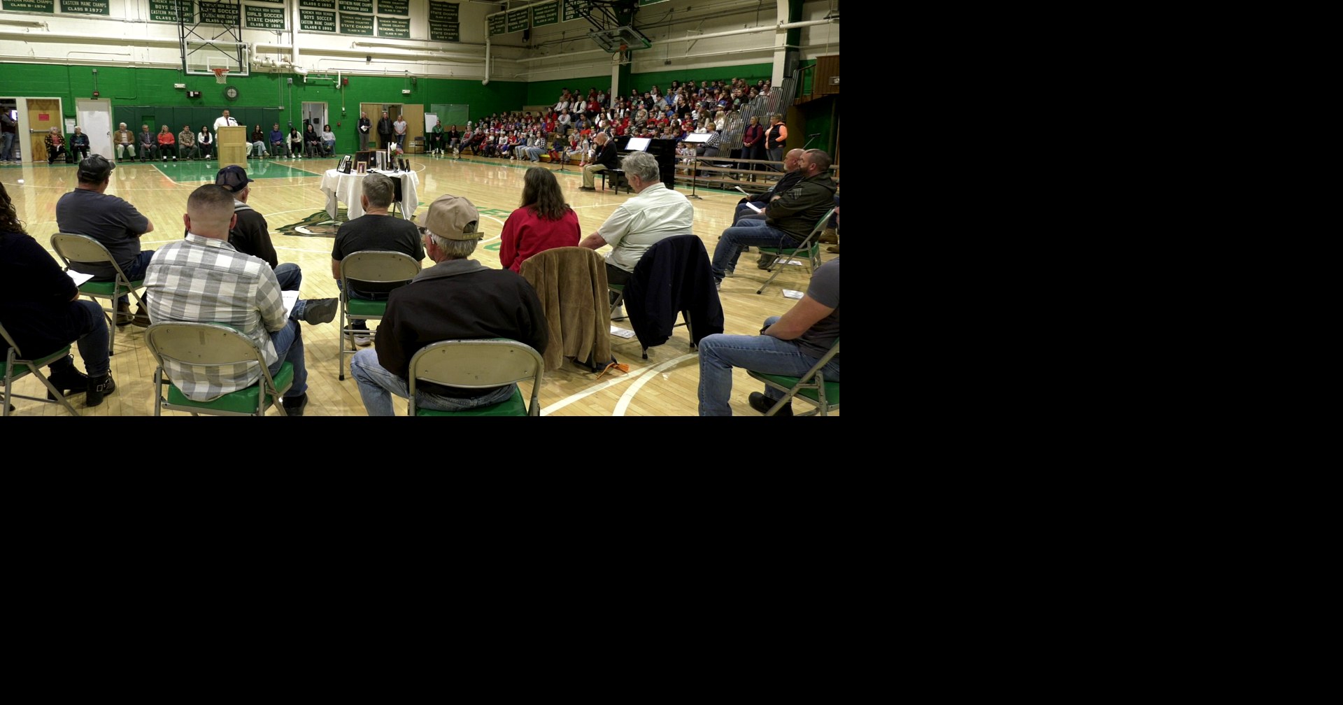 Schenck high school hold's veteran's assembly | Local News | foxbangor.com