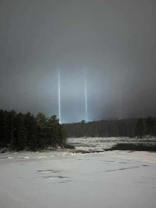 "Pillars of light" over the Union River in Ellsworth | News | foxbangor.com