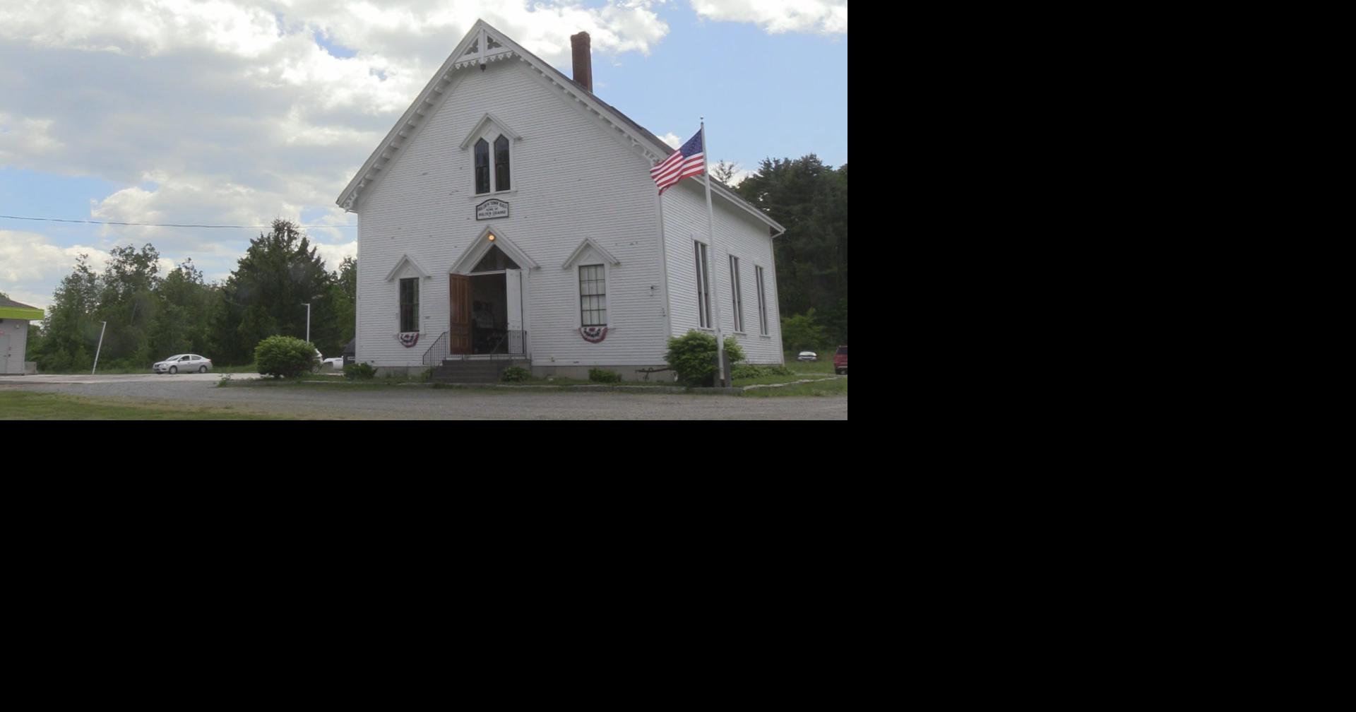 Holden historical building on the mend | News | foxbangor.com