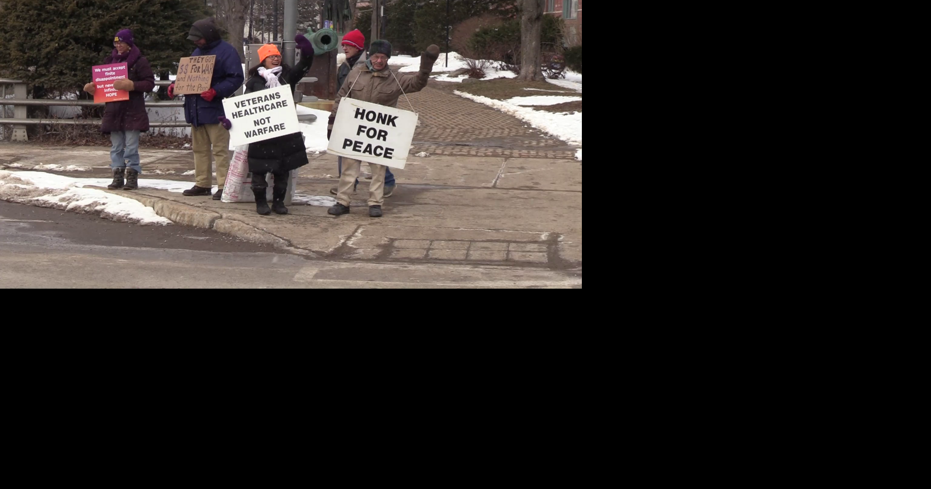 Peace vigil held for Aaron Bushnell in protest of Gaza war | Local News ...