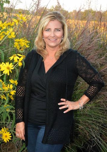 Amy Ellis still promoting her home town | | franklinfavorite.com