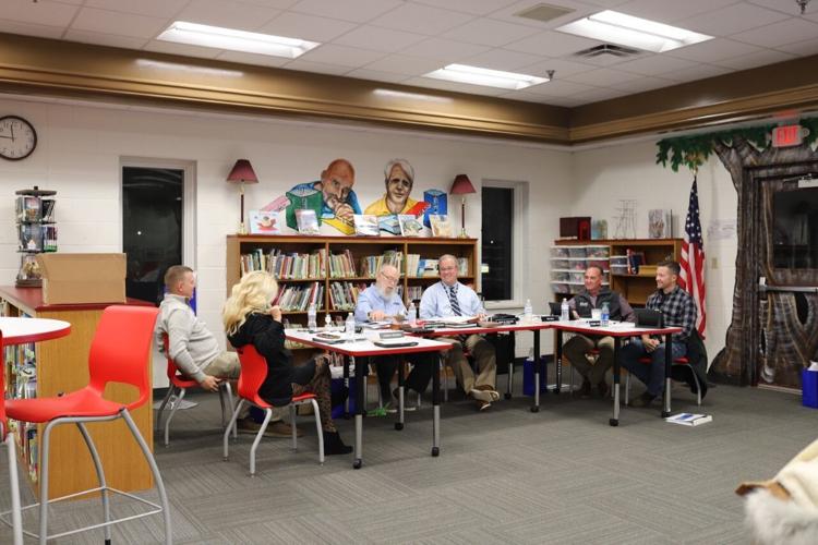 Final board meeting for Robertson and Baker | News | franklinfavorite.com