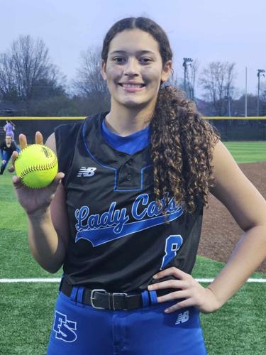 Lady Cats shutout BG 14-0 | Sports | franklinfavorite.com
