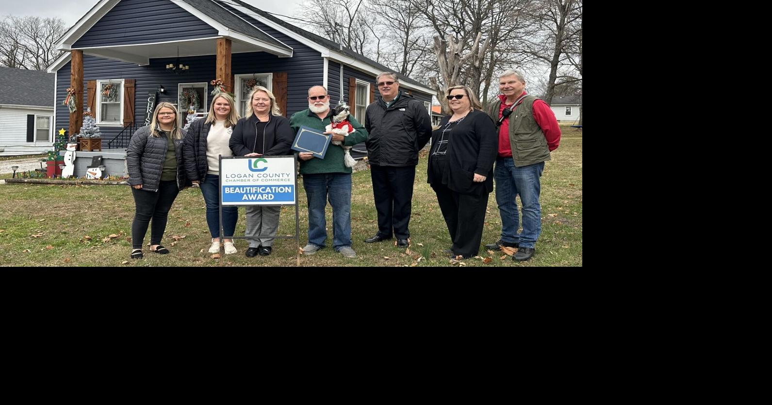 SHIELDS RECEIVE BEAUTIFICATION OF MONTH AWARD | News | franklinfavorite.com