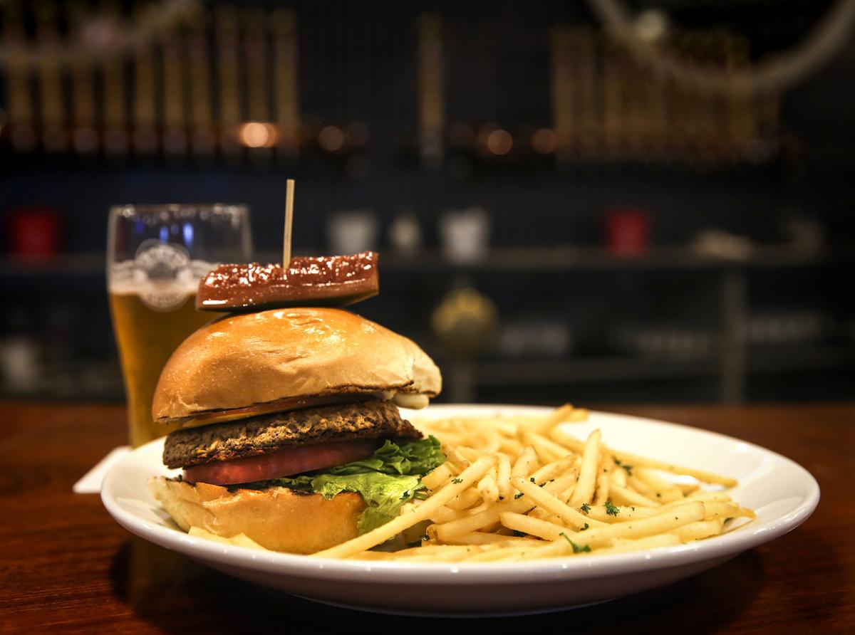 Eats: 6 Bears & a Goat serves up more than great beers