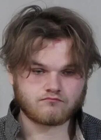 Teen charged after causing 2 wrecks in Fredericksburg