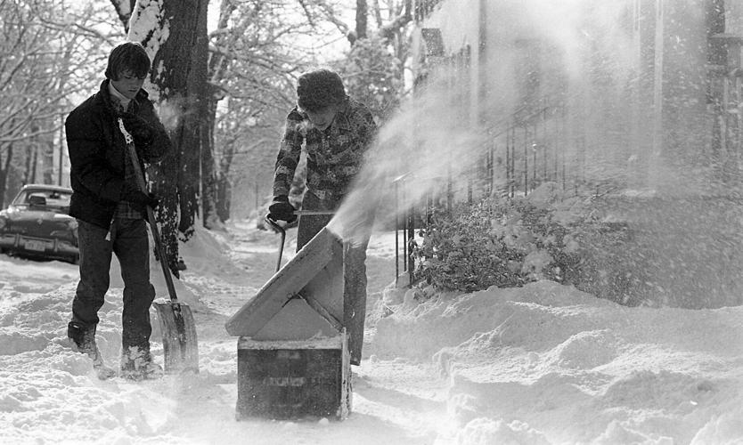 FROM THE ARCHIVES: Walking through a frigid Fredericksburg in 1977