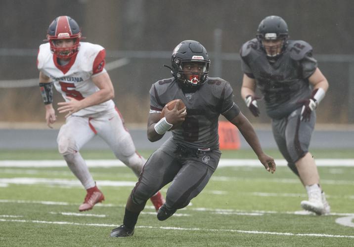 High school football: Chancellor puts unveiling of new turf to good use ...