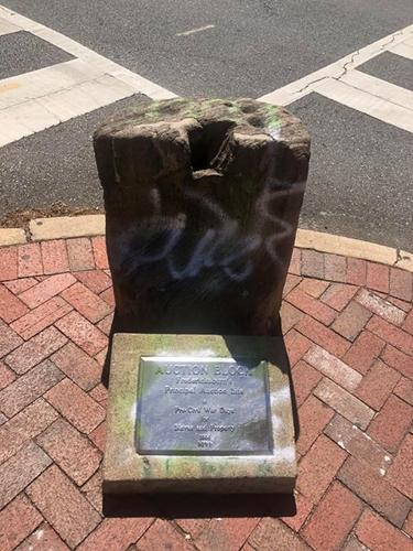 UPDATE: Fredericksburg's controversial slave auction block removed ...