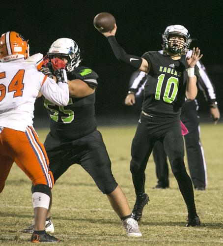 High school football: Lowe steps up all facets of his game to lead ...