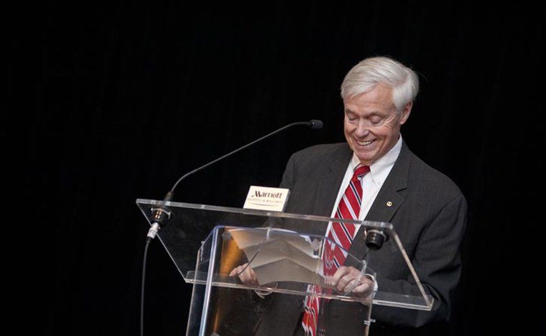 VIDEO: Howell helps put fun in VPAP fundraiser