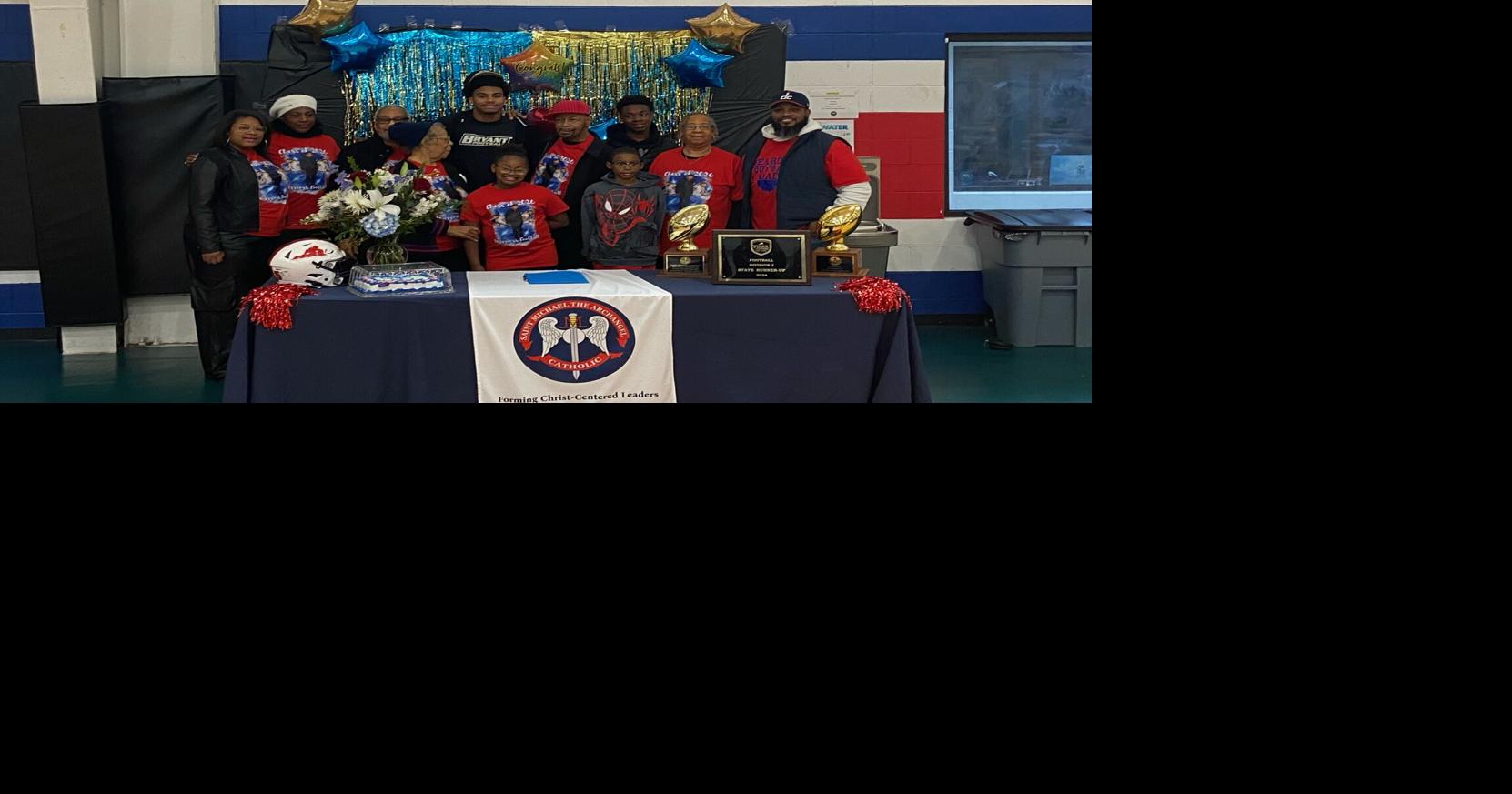 Saint Michael LB Jayce Jean-Philippe signs with Bryant