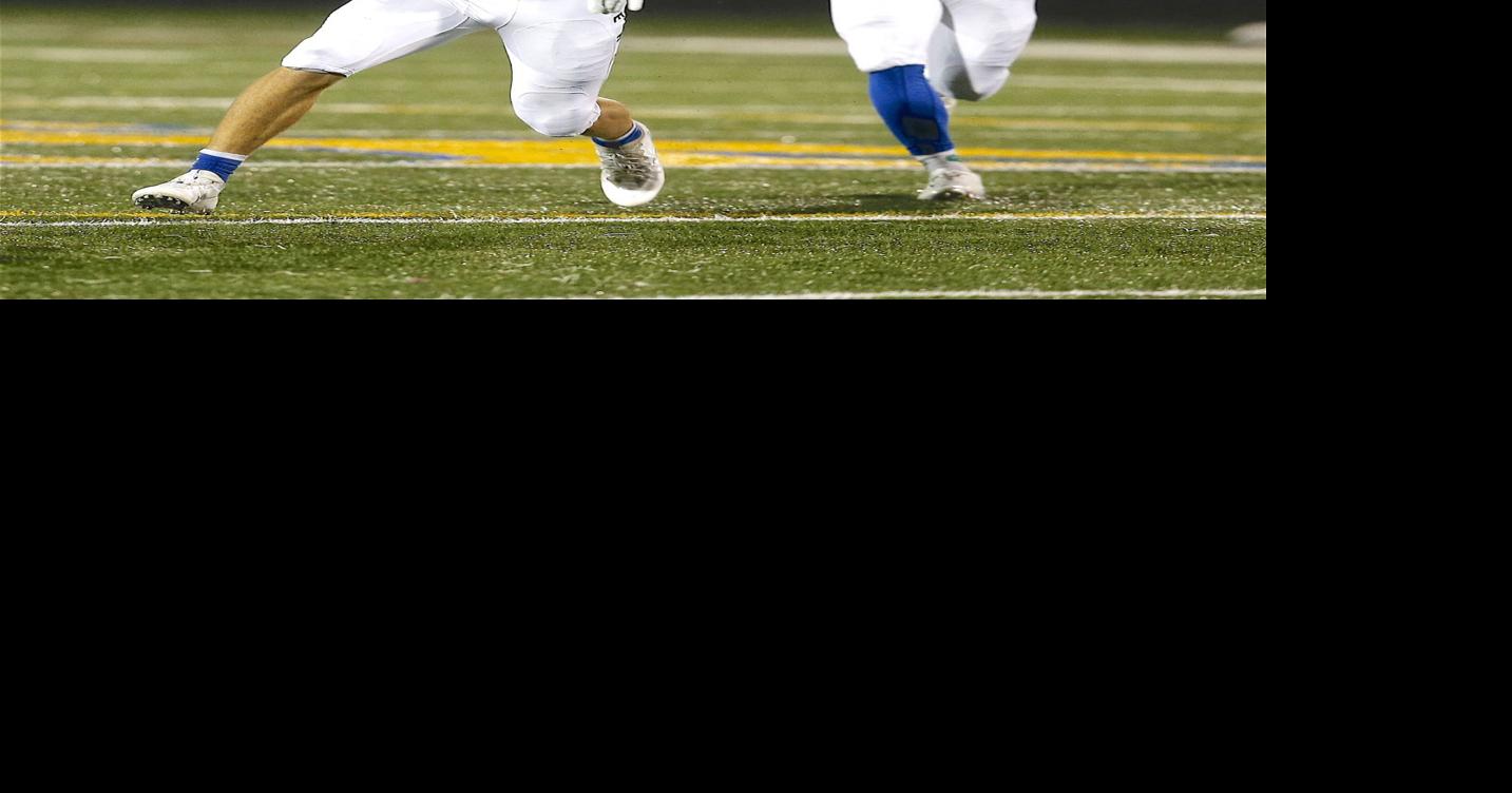 High school football: Riverbend enjoys many happy returns