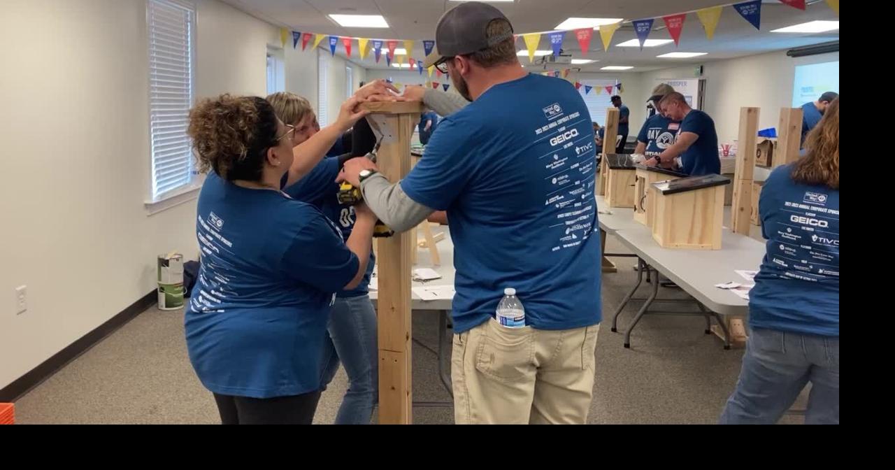 Volunteers rally for United Way Day of Action