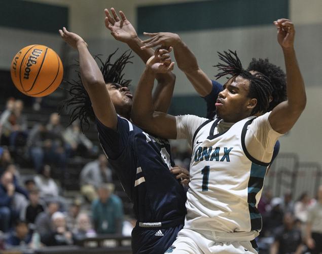 High school boys' basketball: Panthers pick up pace, hand Colonial ...