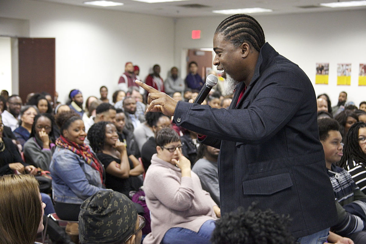 Rapper David Banner tells crowd to 'Get like me,' seek the truth