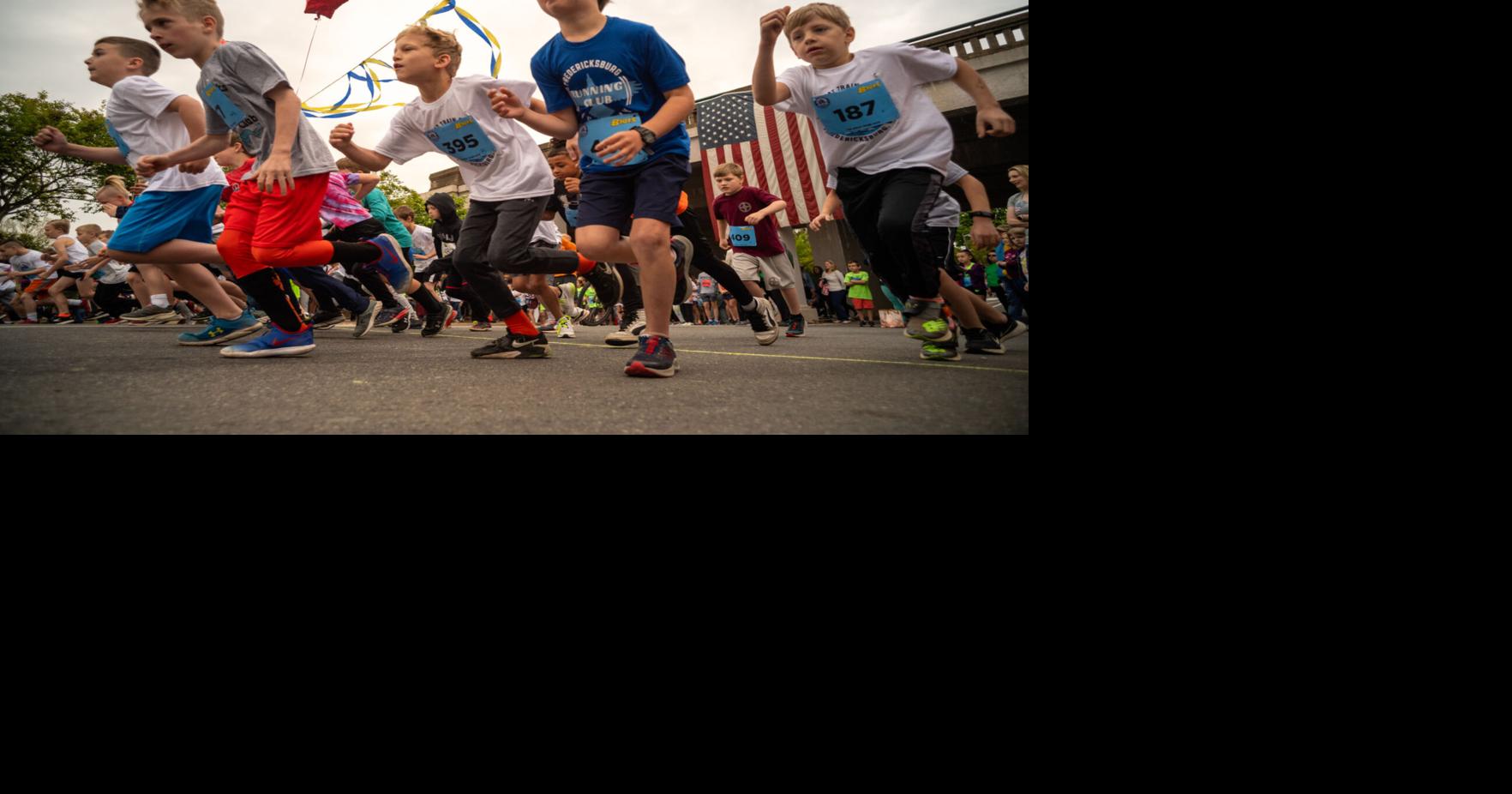 Kids take to the streets for Great Train Race