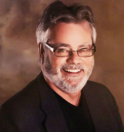 Longtime public defender to step down