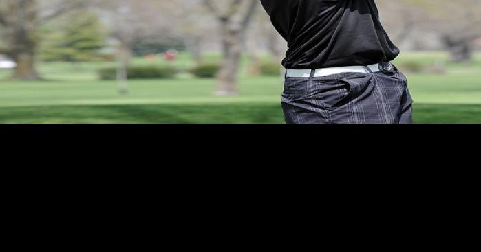 Bergan golf qualifies for state