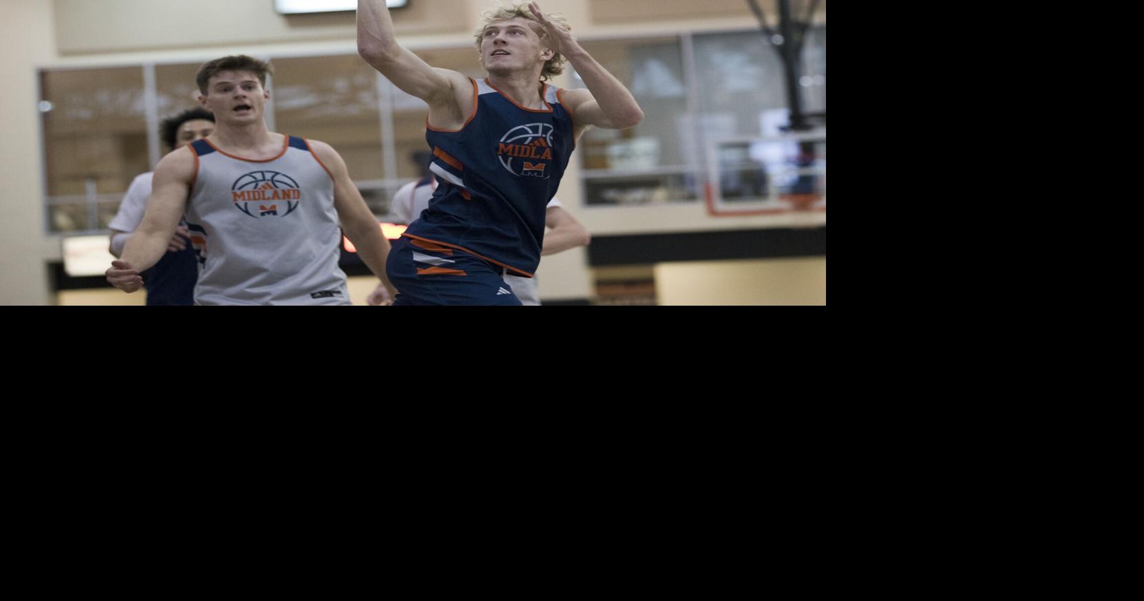 Midland men's basketball secures season-opening win