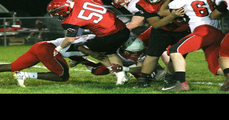 Weeping Water battles Bulldogs in Homecoming game