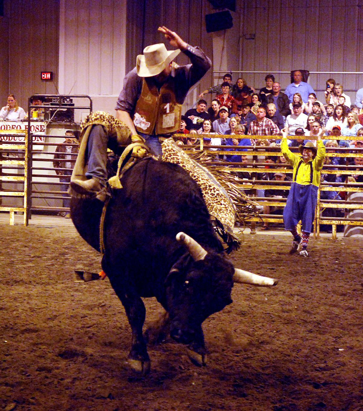 Photo gallery: Bull Riding Classic | Local News | fremonttribune.com