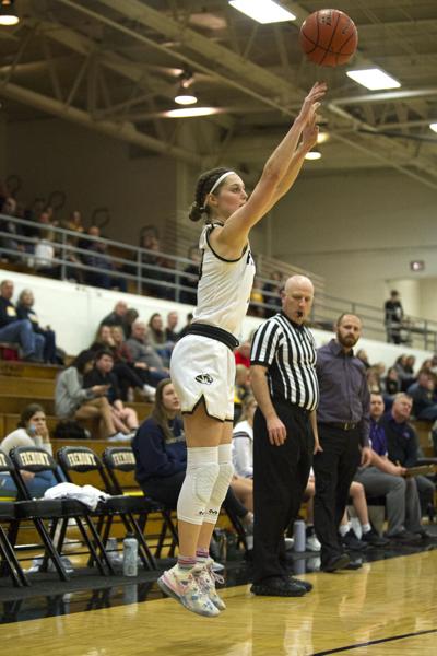 McCabe breaks state three-point record in win over Grand Island.