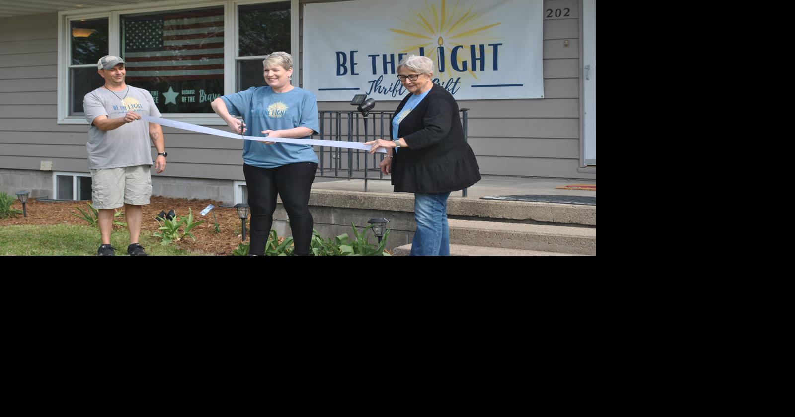 Weeping Water couple opens new thrift store