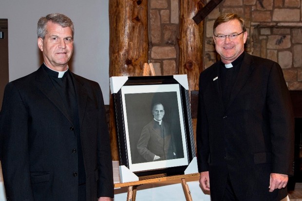 Fremont priest receives Father Flanagan award