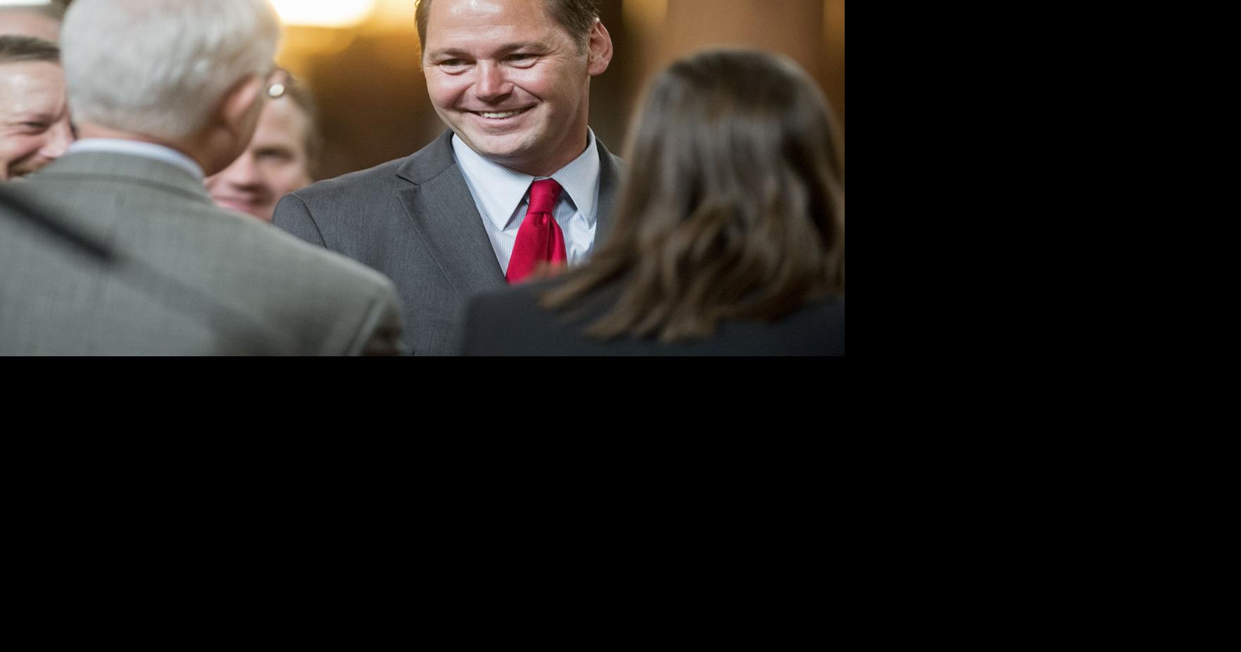 'How blind can it be?' Some question Auditor Janssen's logic on state ...