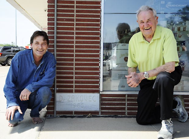 Jack's Liquor will offer large selection, hometown feel