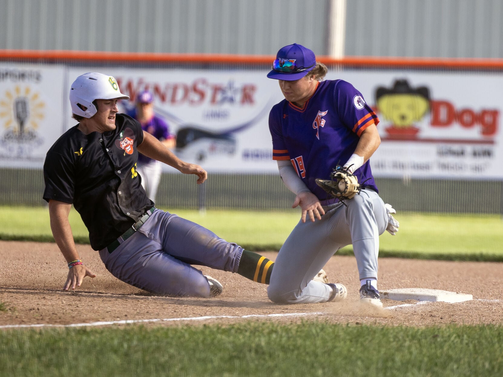 Explosive offense leads Moo to series win over Sodbusters