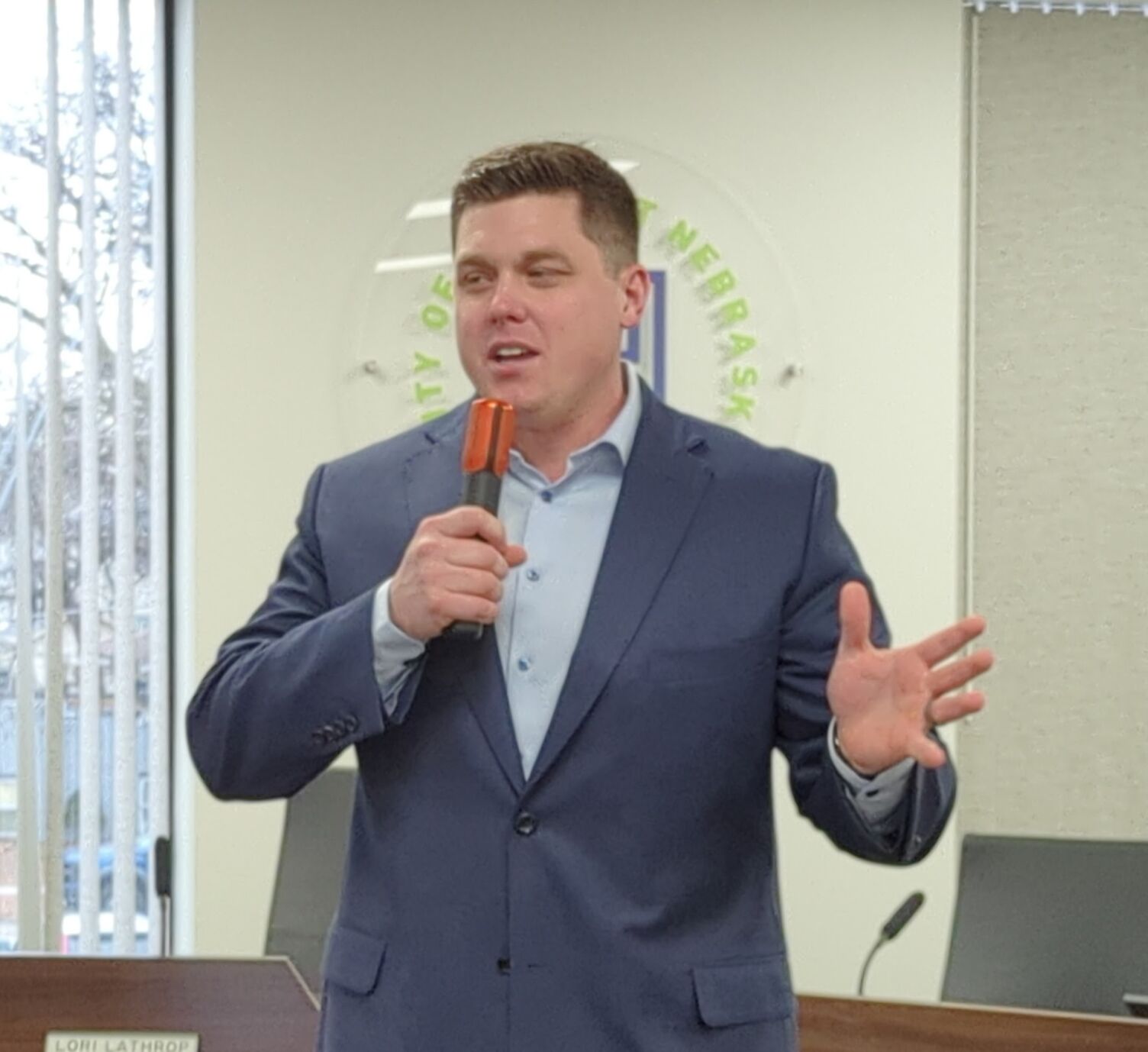 Fremont unveils newly renovated city council chambers