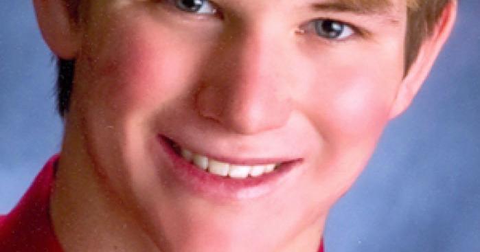 Hooper man dies in accident