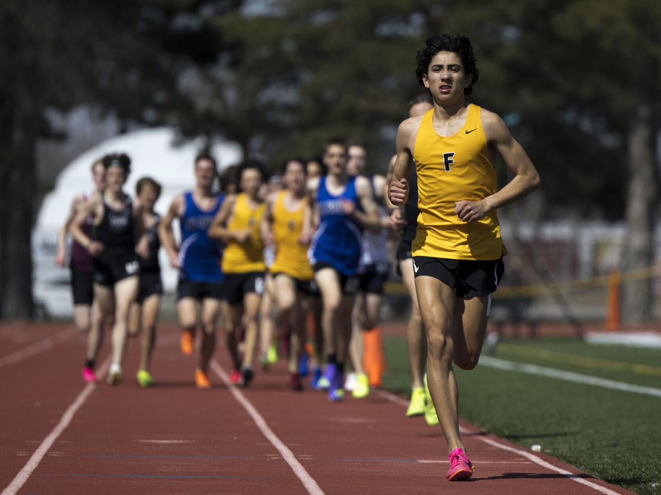 Fremont's Juan Gonzalez shatters state 3200m record at Columbus ...