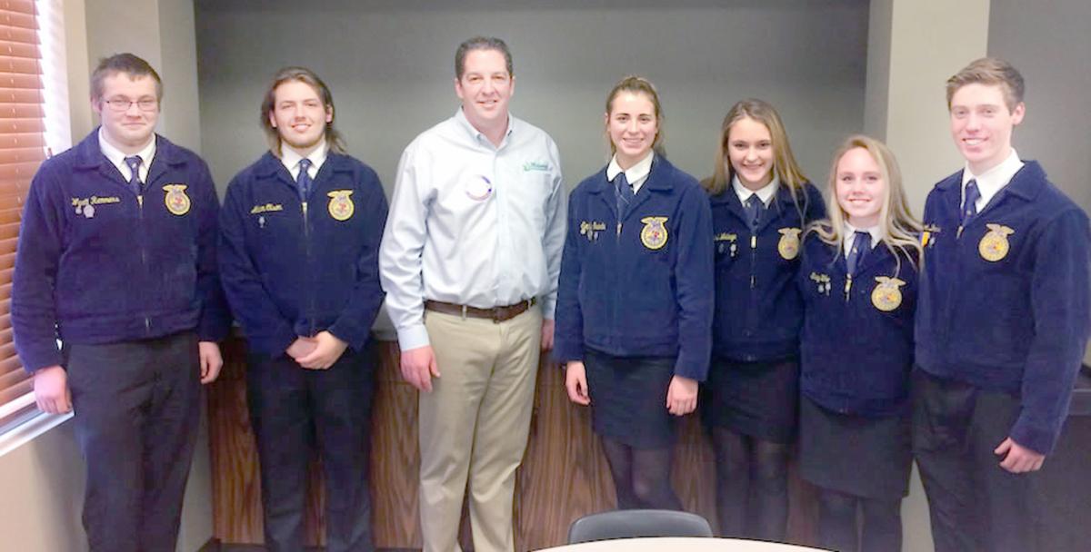 Midwest Farmers Cooperative donates to local FFA chapter grants