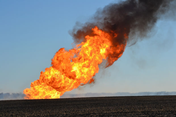 Towering inferno: Natural gas pipeline fire forces family to flee