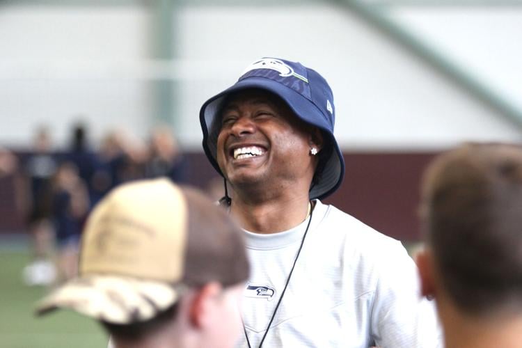 Flag football fun | Local Sports | frontiersman.com