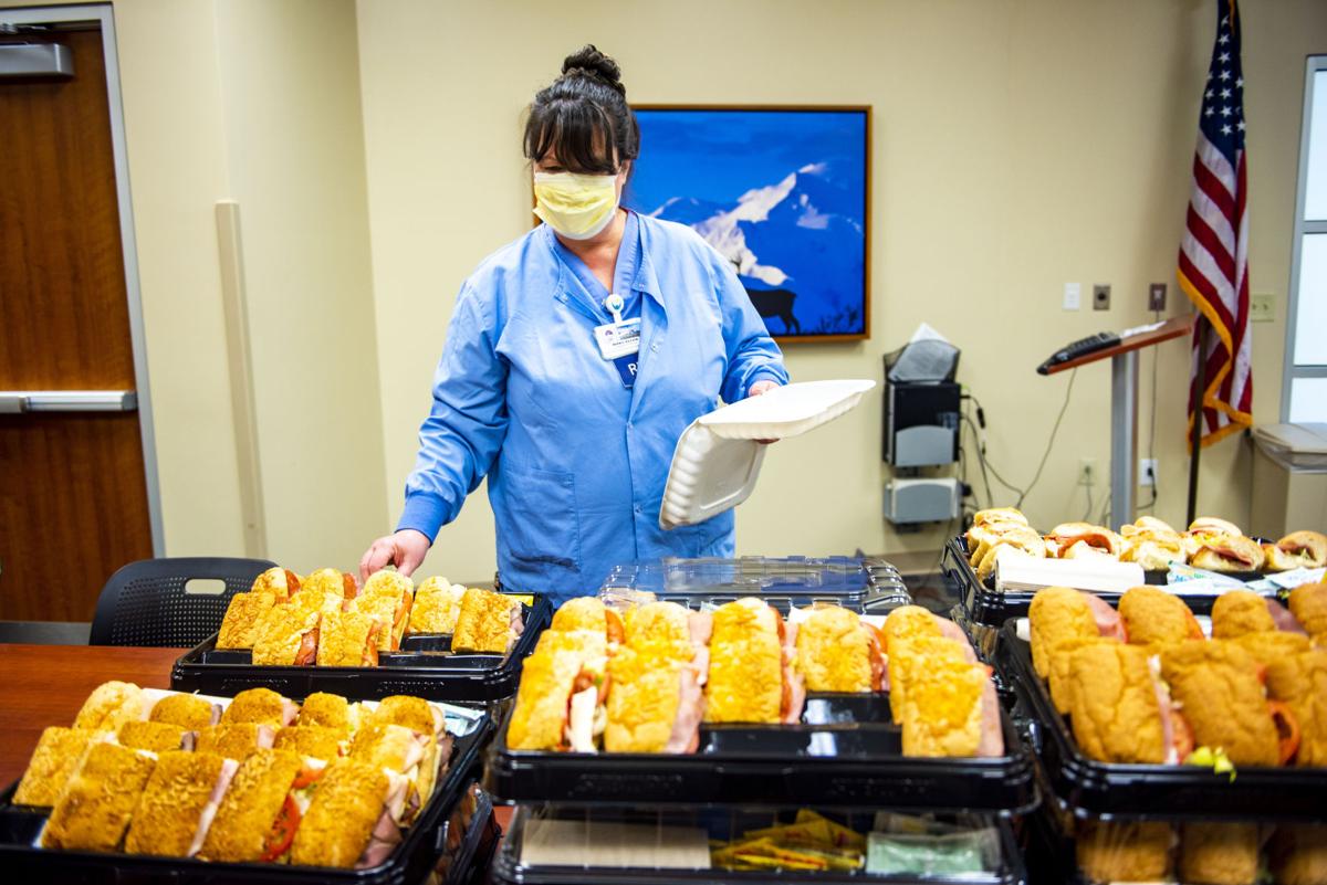 Mat-Su community shows solidarity with frontline medical staff | Valley ...