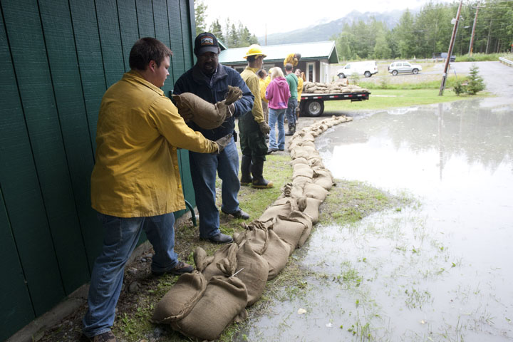 Matanuska River Flooding | Featured | frontiersman.com