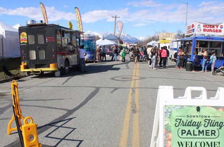 First Friday Fling of the season draws large crowd | Local News ...