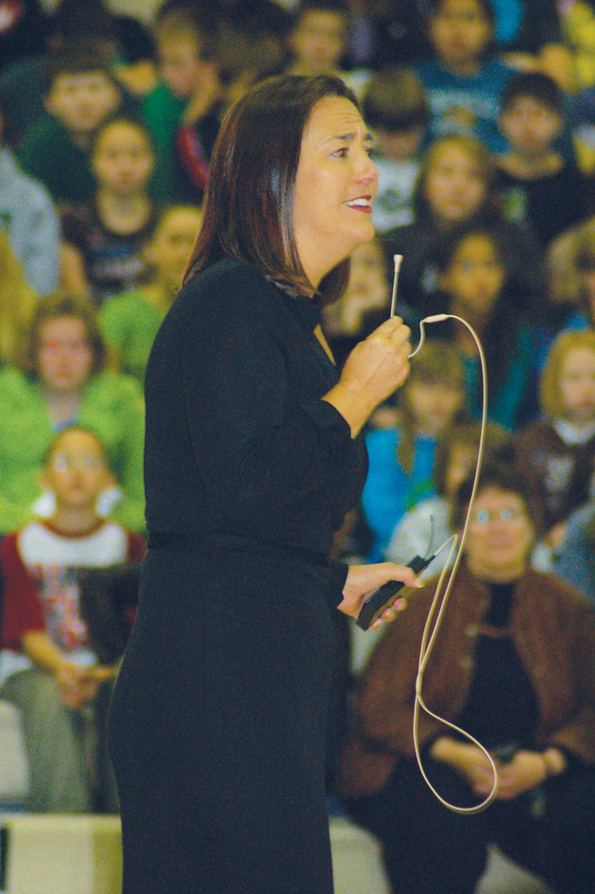 Author returns to work with Mat-Su students | Arts & Entertainment ...