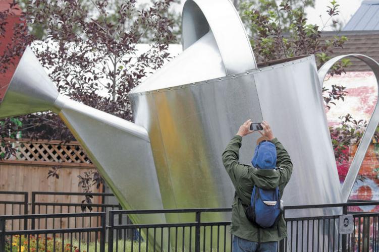 Gardens are year-round labor of love for head gardener | Arts ...