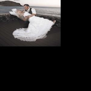 Johnston-Lorimer wed | Weddings Anniversaries | frontiersman.com