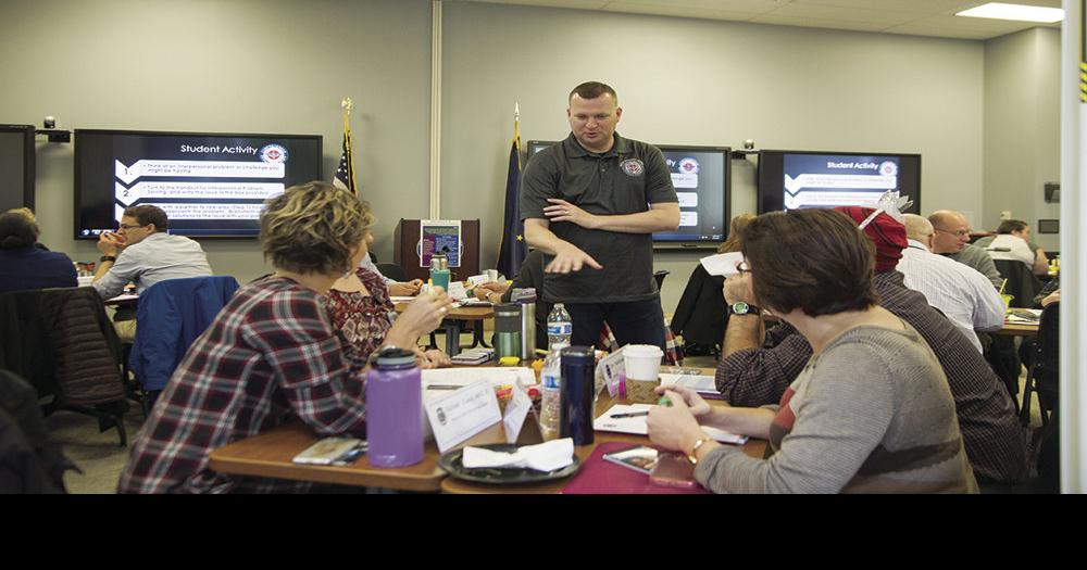 Alaska corrections staff learn resilience with JBER trainers | Arctic ...