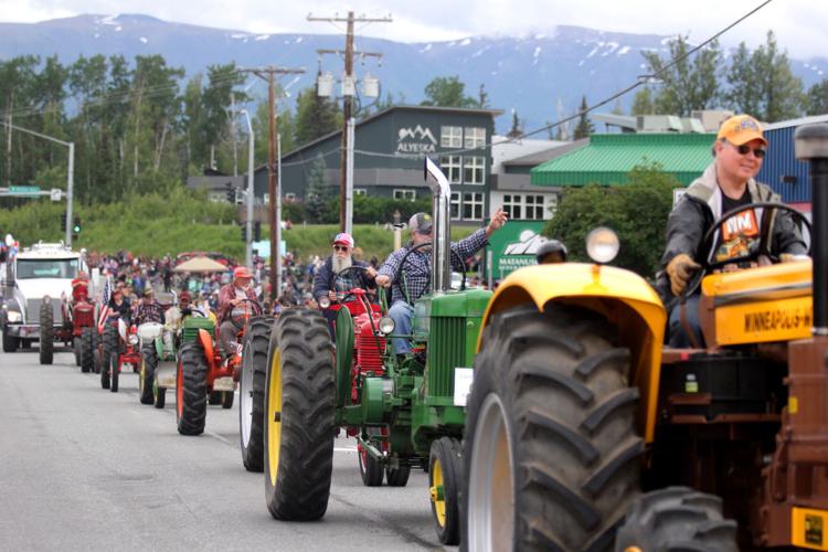 July 4 parade in Wasilla | Valley Life | frontiersman.com
