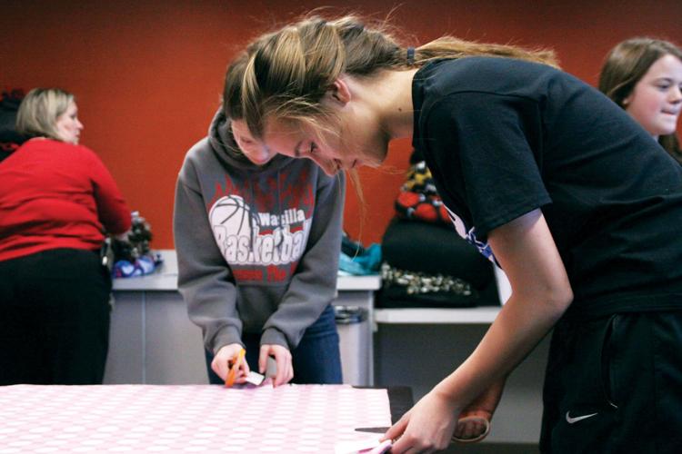 Wasilla students make blankets for local charities | Schools ...