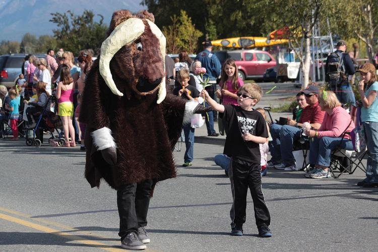 Alaska State Fair Parade | Featured | frontiersman.com